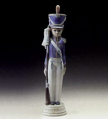 Lladro Soldier with Flag 01001165 Porcelain Figurine