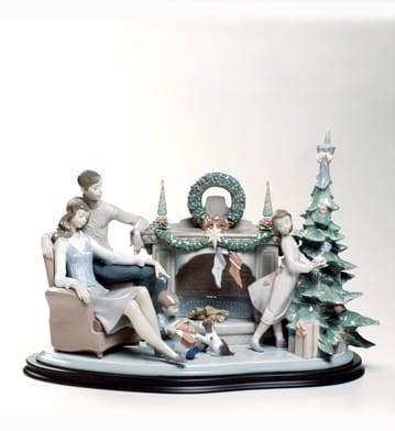Lladro A FAMILY CHRISTMAS 01008260