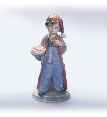 Lladro Santa Won't Notice 6676 Porcelain Figurine