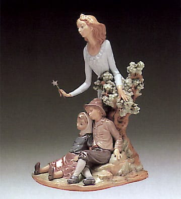 Lladro Fairy Godmother 01005068 Porcelain Figurine