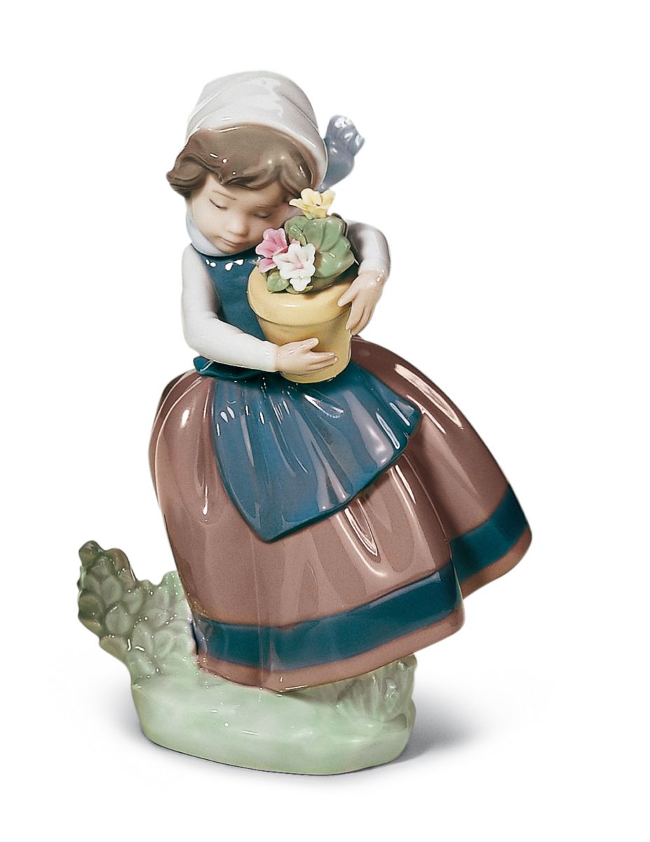 Spring Is Here by Lladro | Handcrafted Spanish Porcelain Art - 01005223