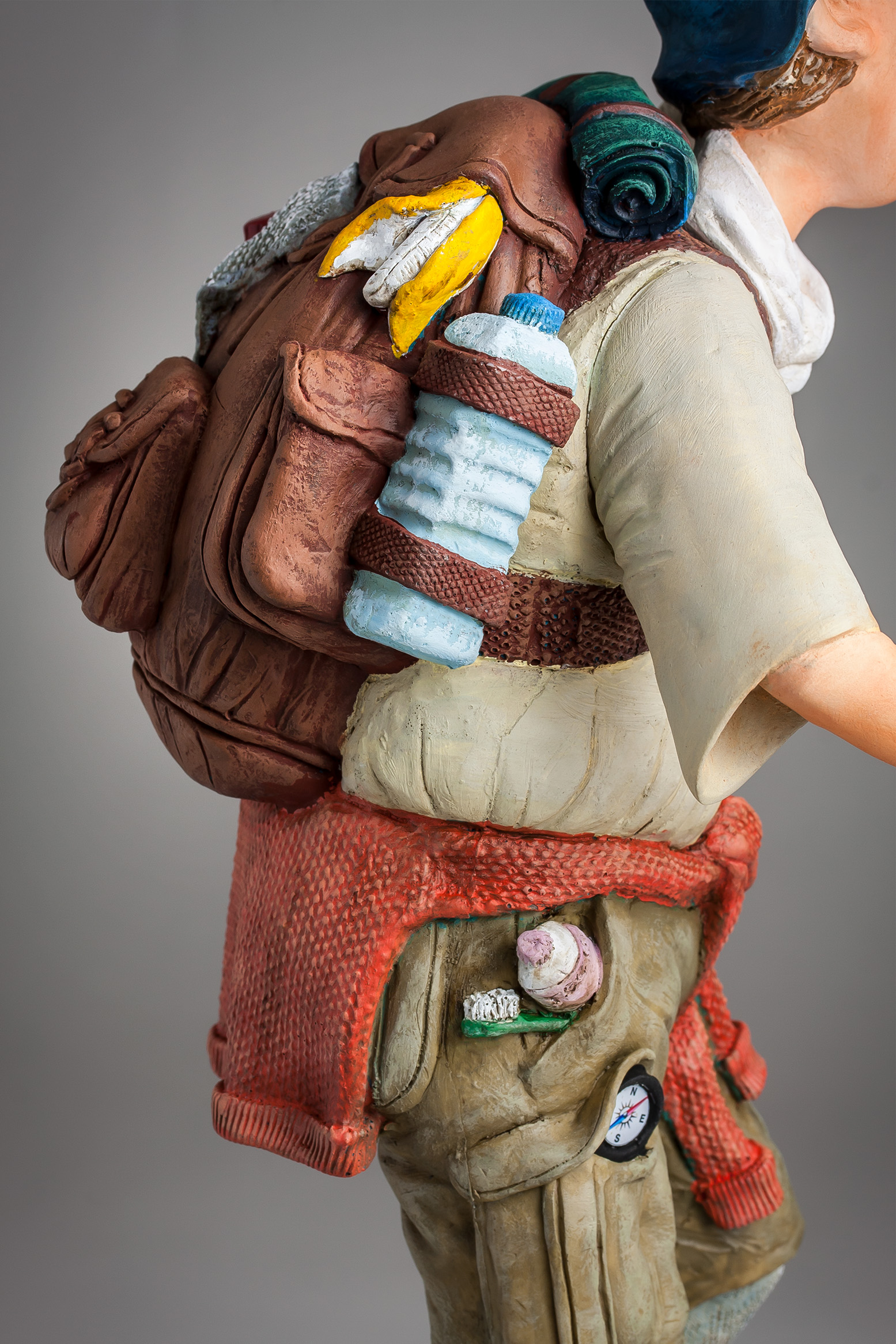 Guillermo Forchino The Hiker Comical Art Figurines